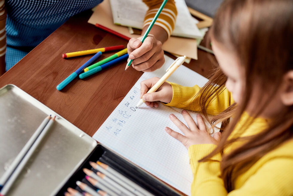 teach handwriting to a child with dysgraphia - strategies and techniques